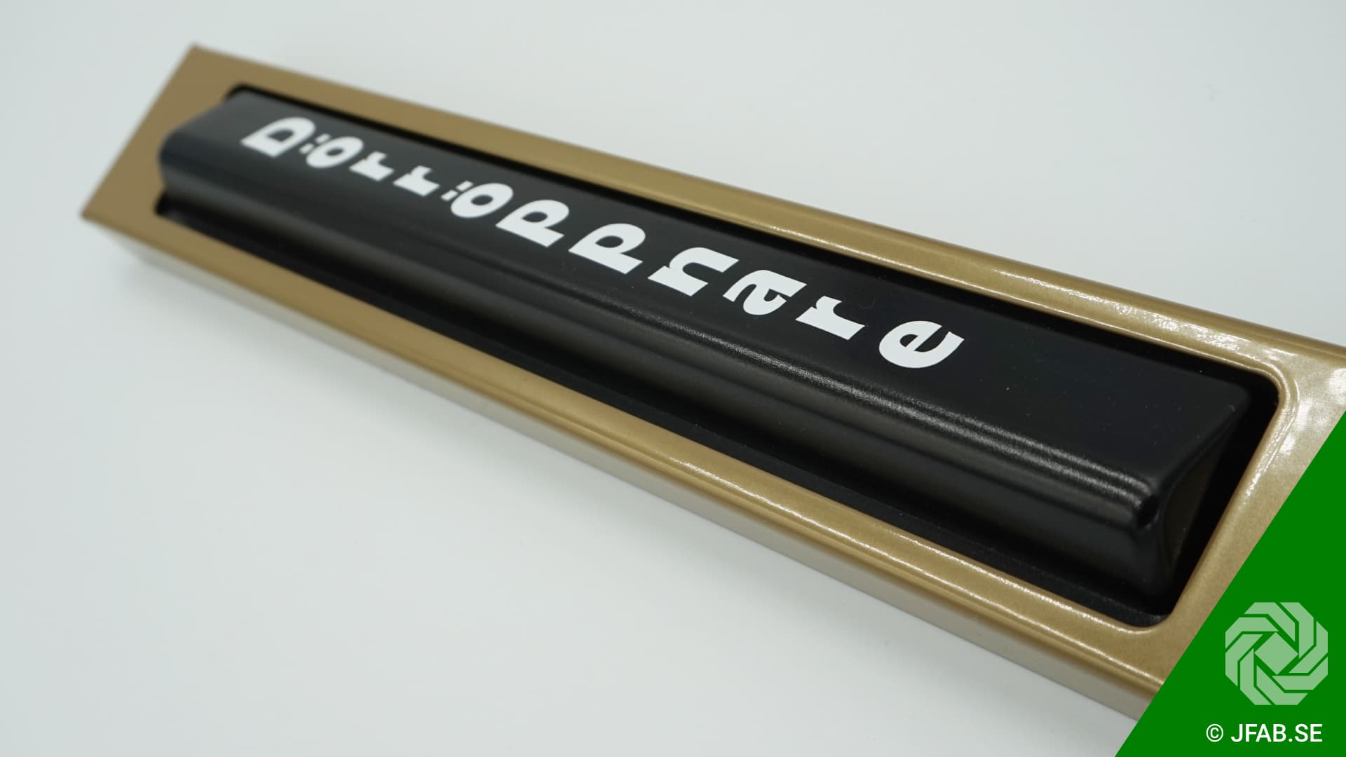 Kontrastmarkering till JFAB Armbågskontakt - JFAB Cenmatic